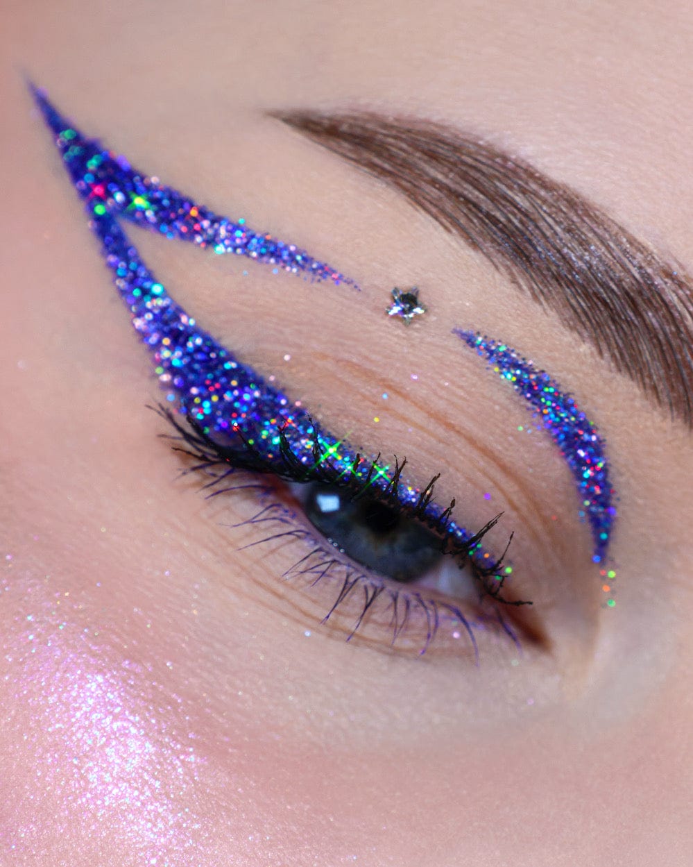 Glass Slipper Ultra Fine Holographic Glitter Eyeshadow Pot (Violet Blue ...
