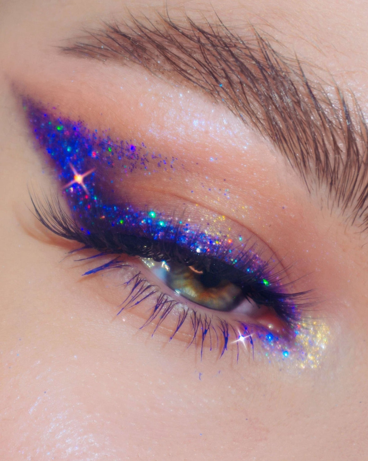 Sapphire Gem Holographic Glitter Eyeshadow Pot (Royal Blue/Rainbow ...
